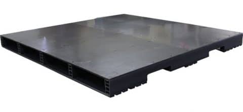 Solid Top Plastic Pallets & Custom Flat Top Rackable Skids | CBPP